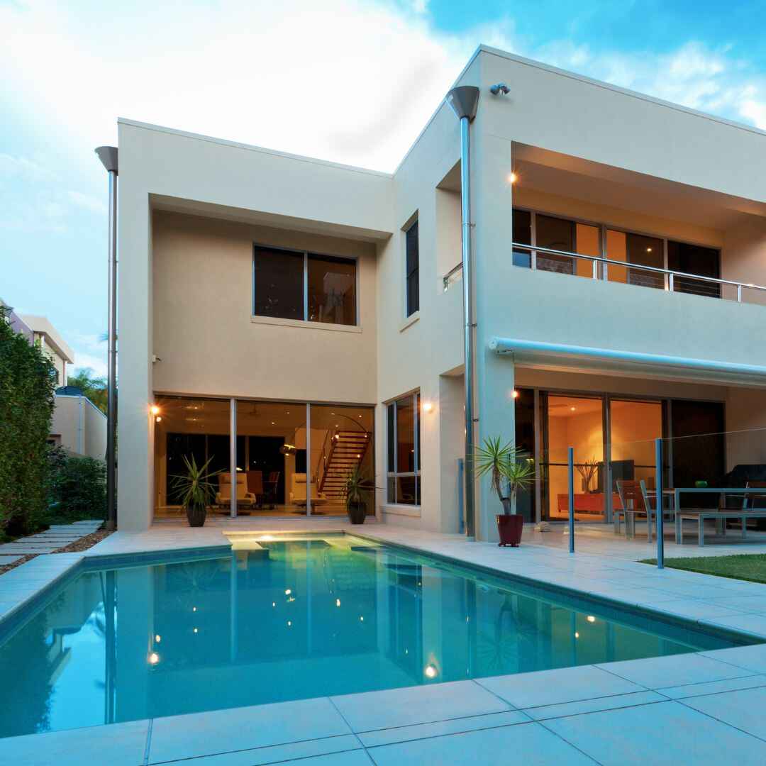 Luxury outdoor swimming pools - Waves Pools LLC